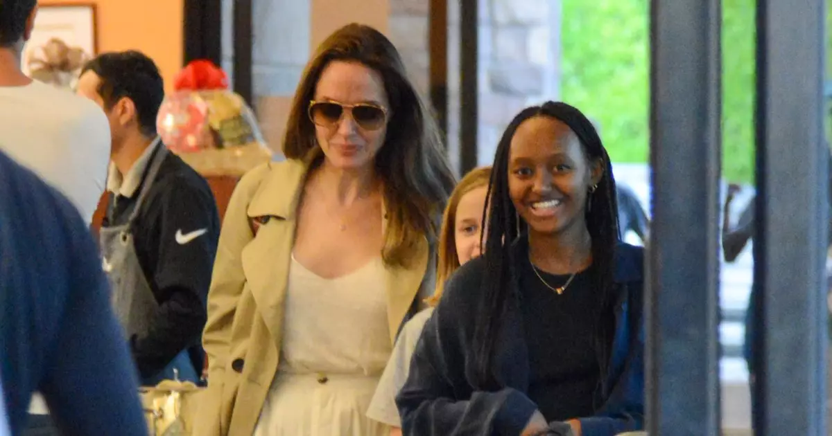 Vivienne ve Zahara ile Angelina Jolie Bakkal: Fotoğraflar