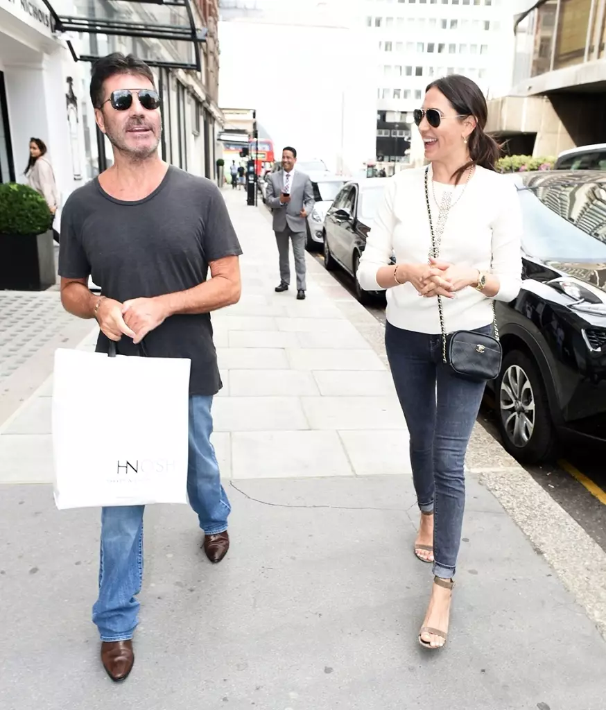 Simon Cowell intim Lauren