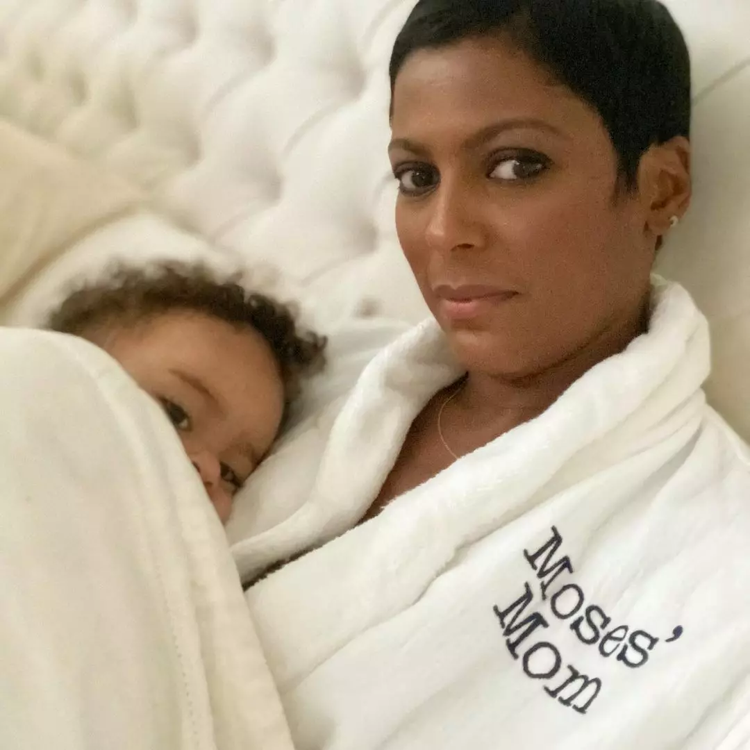 tamron-halls-cutest-photos-with-her-son