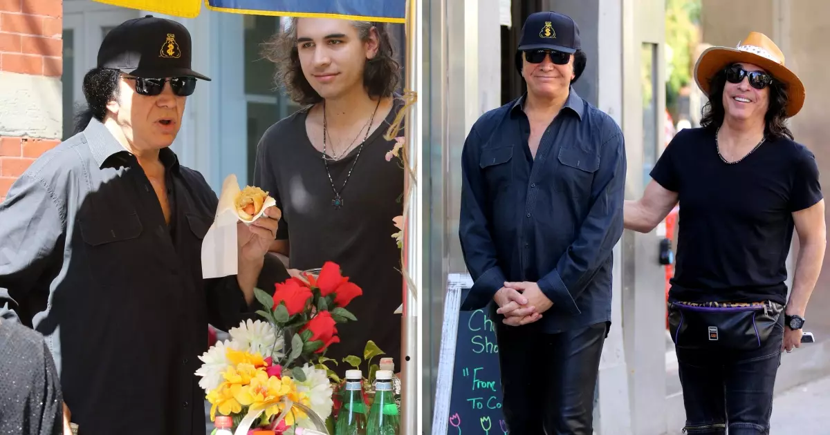 Gene Simmons festeggia il 70° compleanno con il figlio Nick a New York: foto