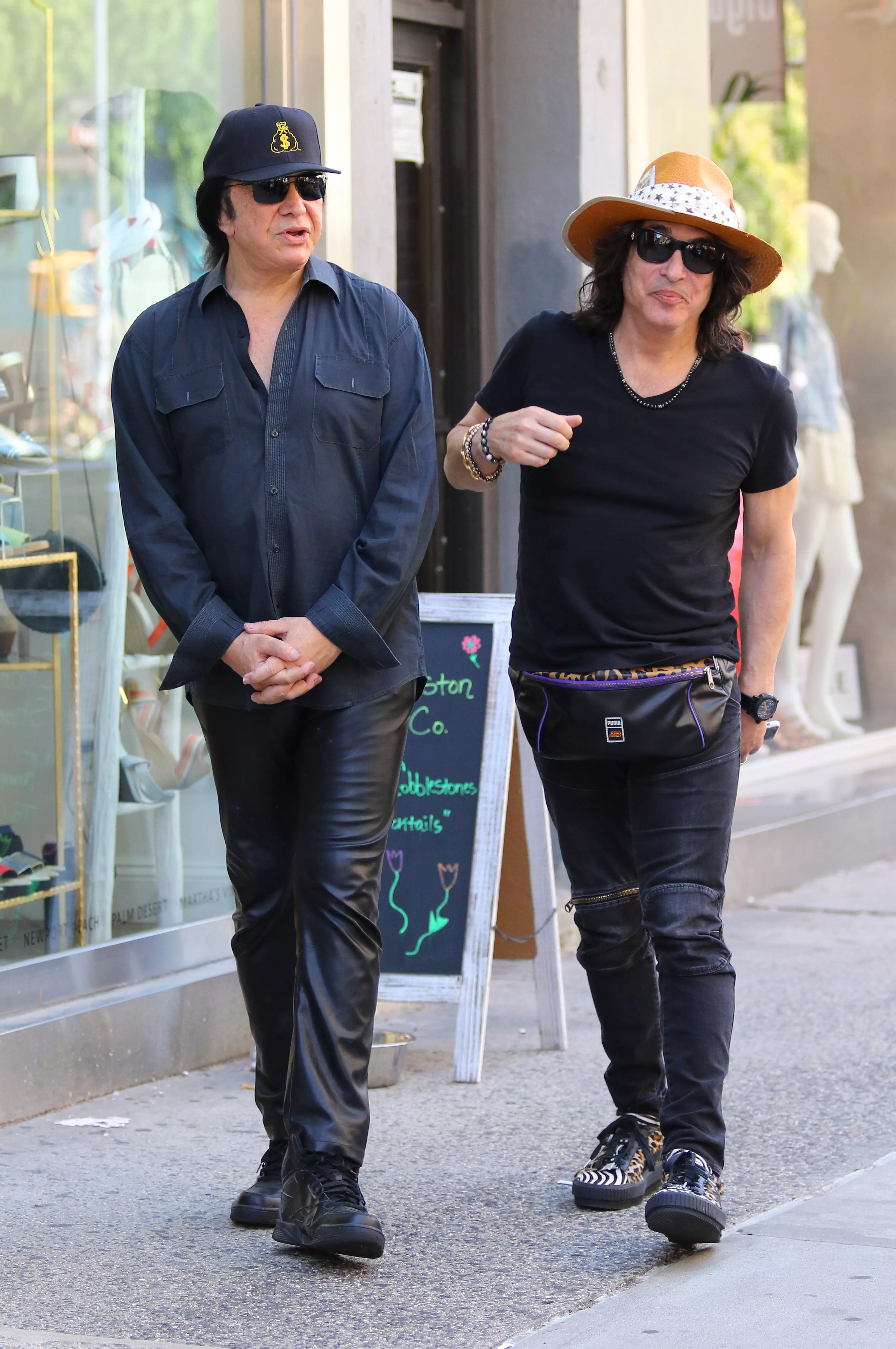 İkonik Rock Efsanesi Gene Simmons, 70. Doğum Gününü oğlu Nick ve Paul Stanley ile NYC'de kutluyor