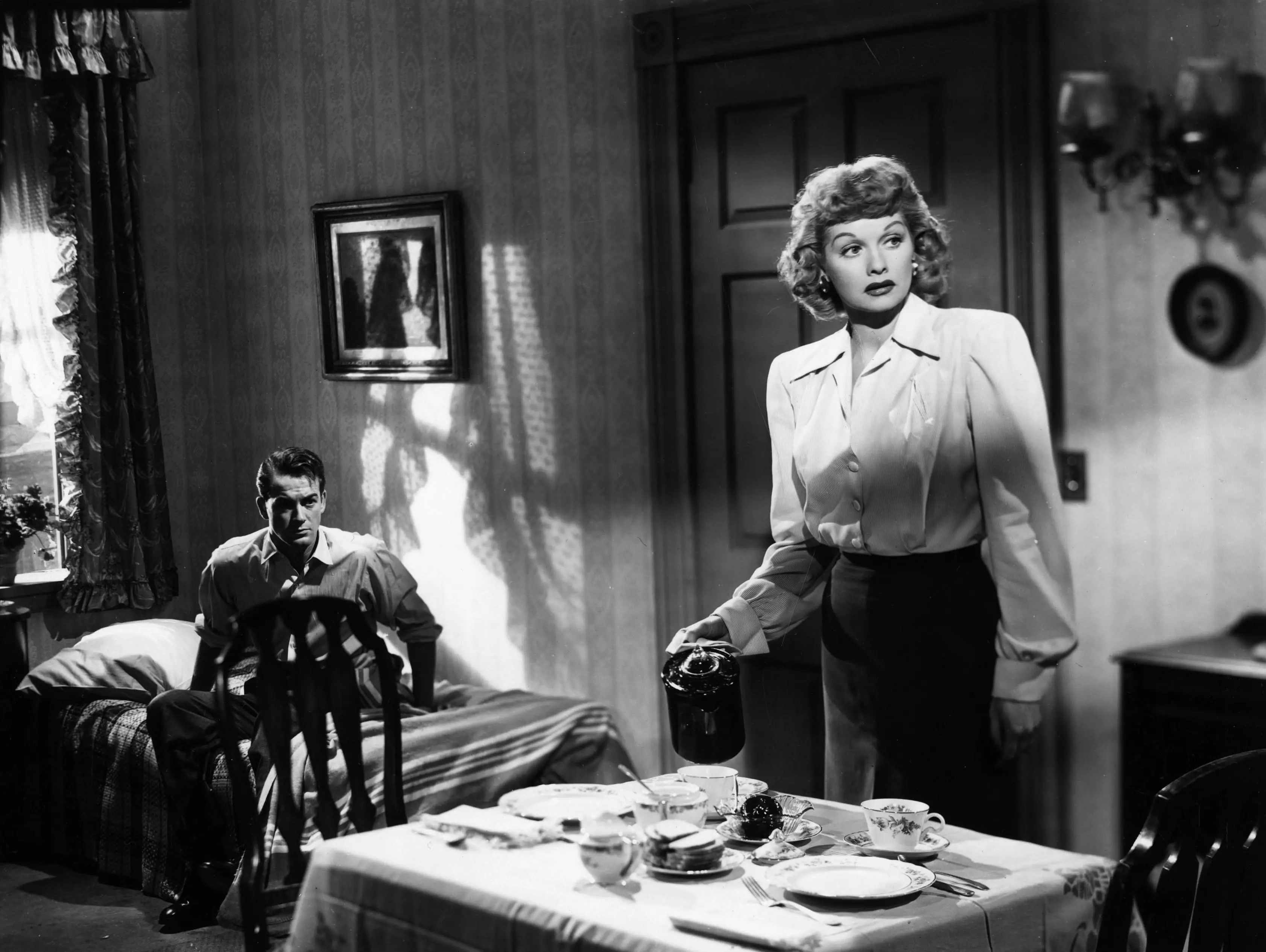 lucille-ball-the-dark-corner