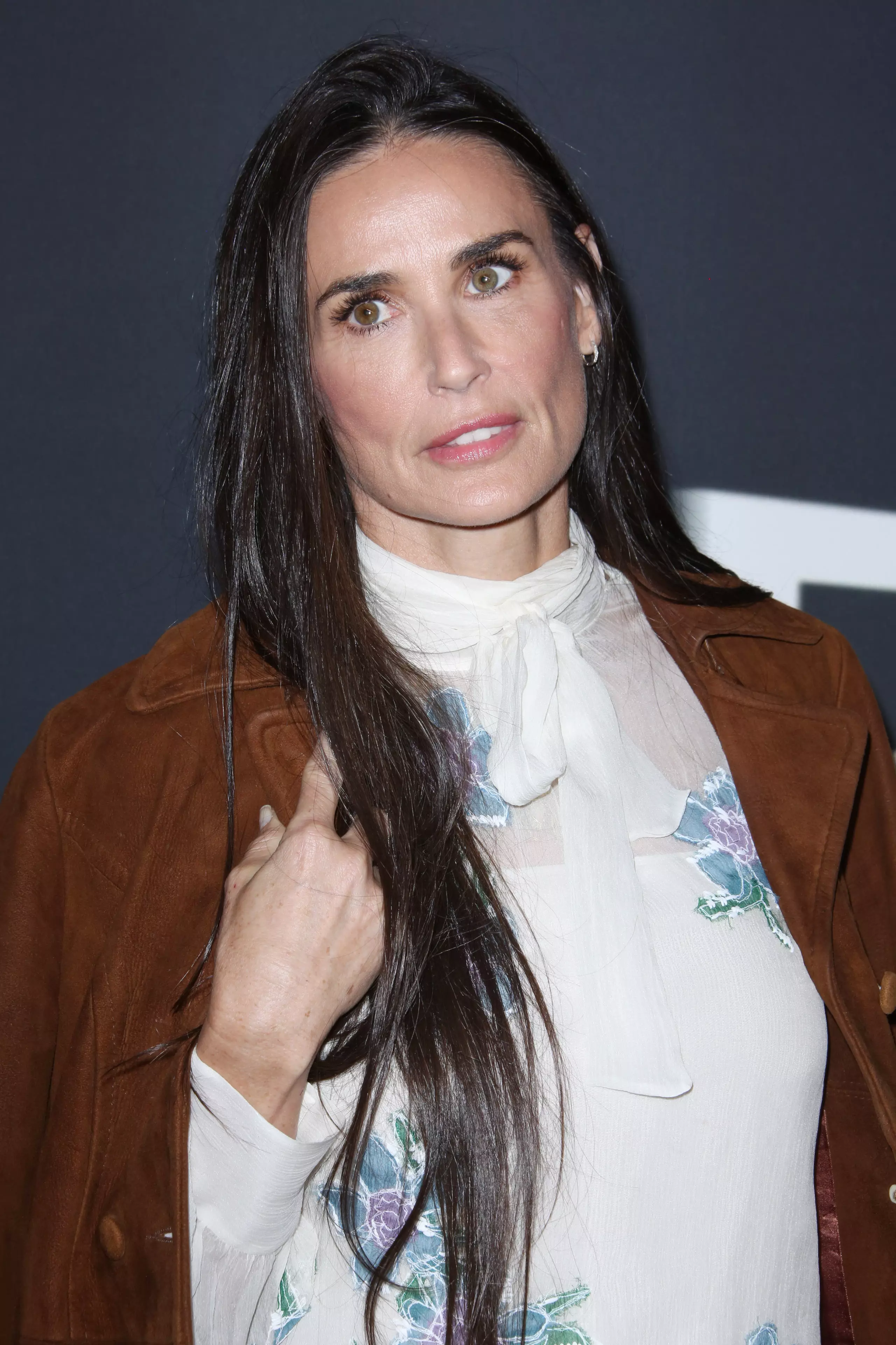 ການຫັນປ່ຽນ demi-moore