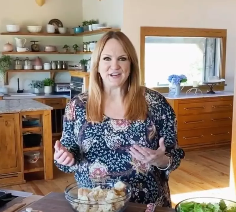 where-does-ree-drummond-live-photos-of the-chef-oklahoma-home