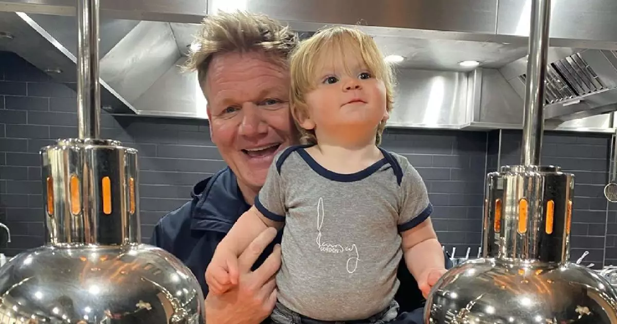 Gordon Ramsay anaishi wapi? Picha Ndani Ya Nyumba Yake ya Cornwall