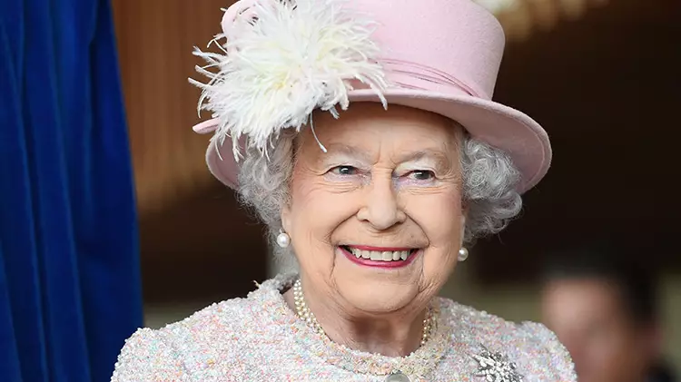 koningin-elizabeth-naar verluidt-haat-het-woord-zwanger-omdat-het-vulgair is