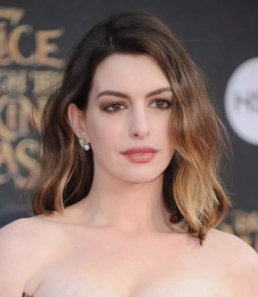 Anne Hathaway besin oor haar loopbaan: 'Ek het alles so verkeerd gedoen' 12248_8