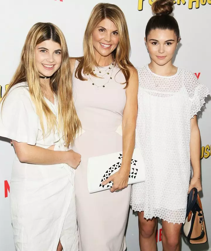 Lori Loughlin 女儿们