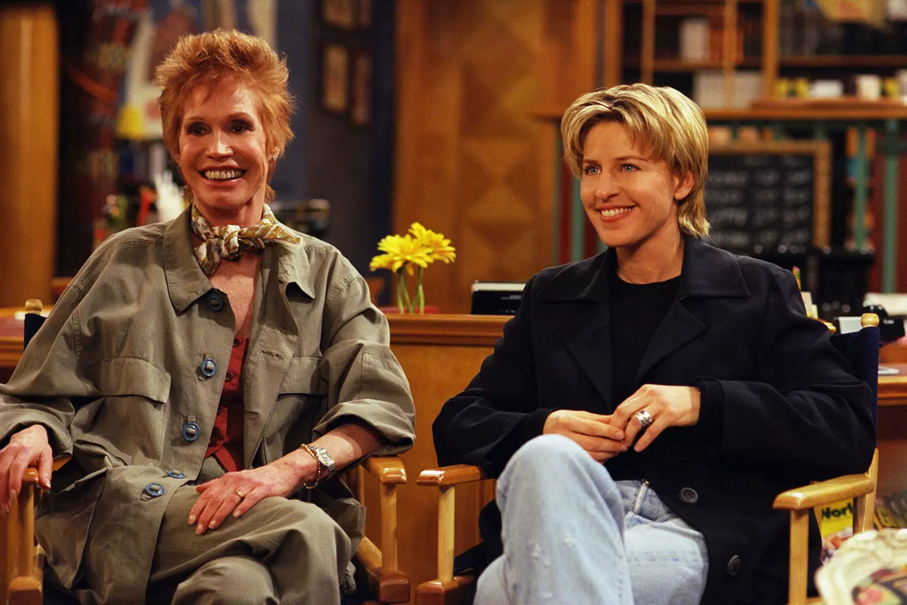 mary-tyler-moore-ellen-degeneres