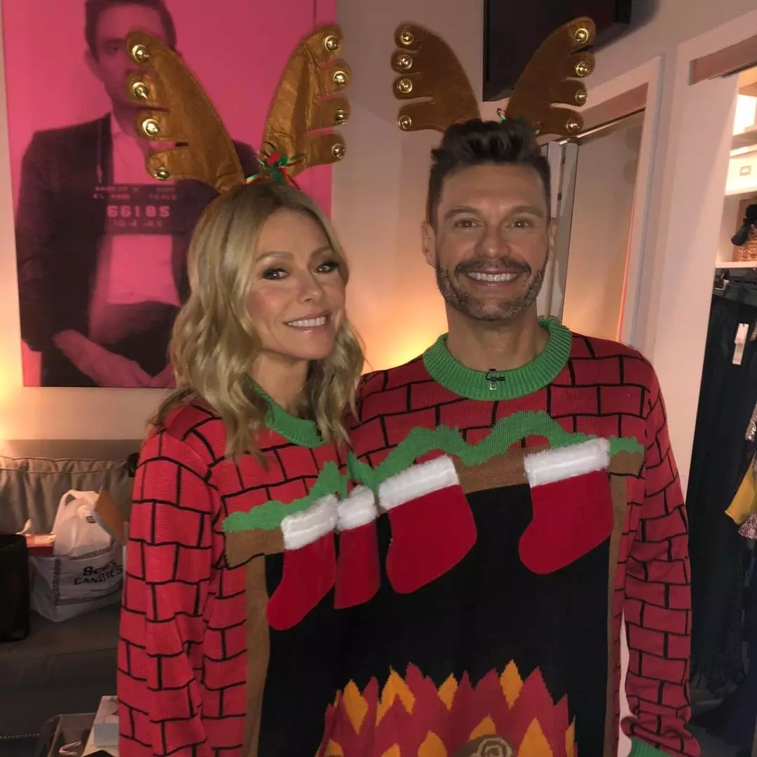 kelly-ripa-and-ryan-seacrest-saib-lawv-cutest-moments-as-tv-cohosts2021