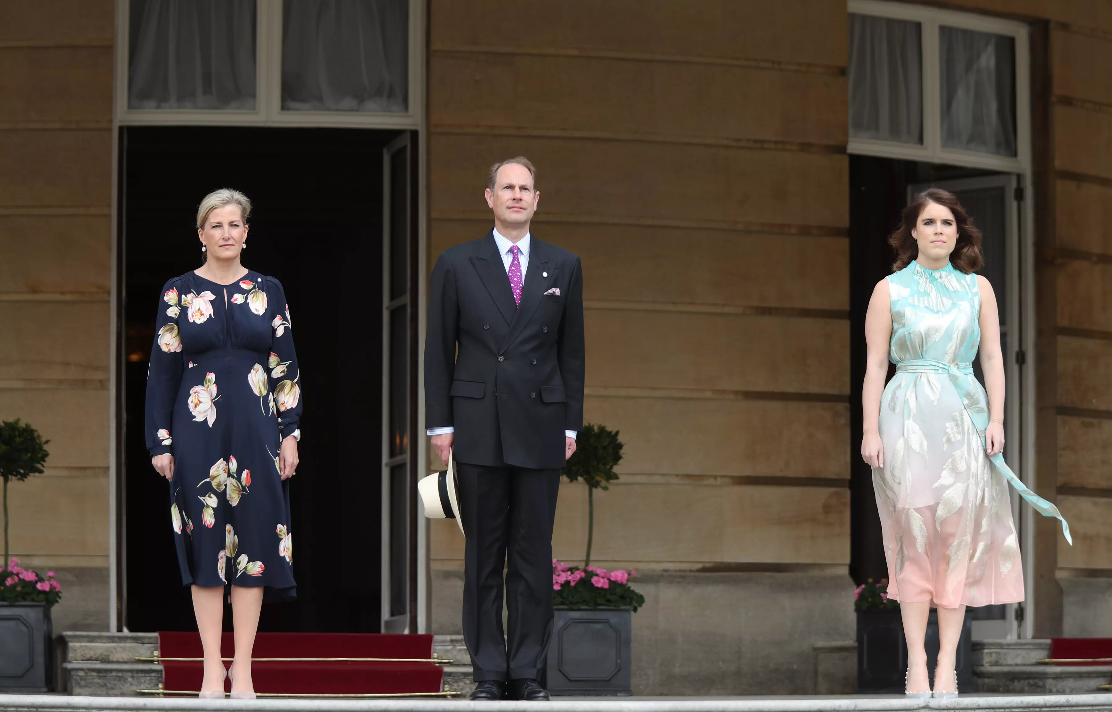 Princess-eugenie-amiir-Edward-sophie-countess-of-wessex-abaalmarinta-dahab-bandhigyada-buckingham-palace6