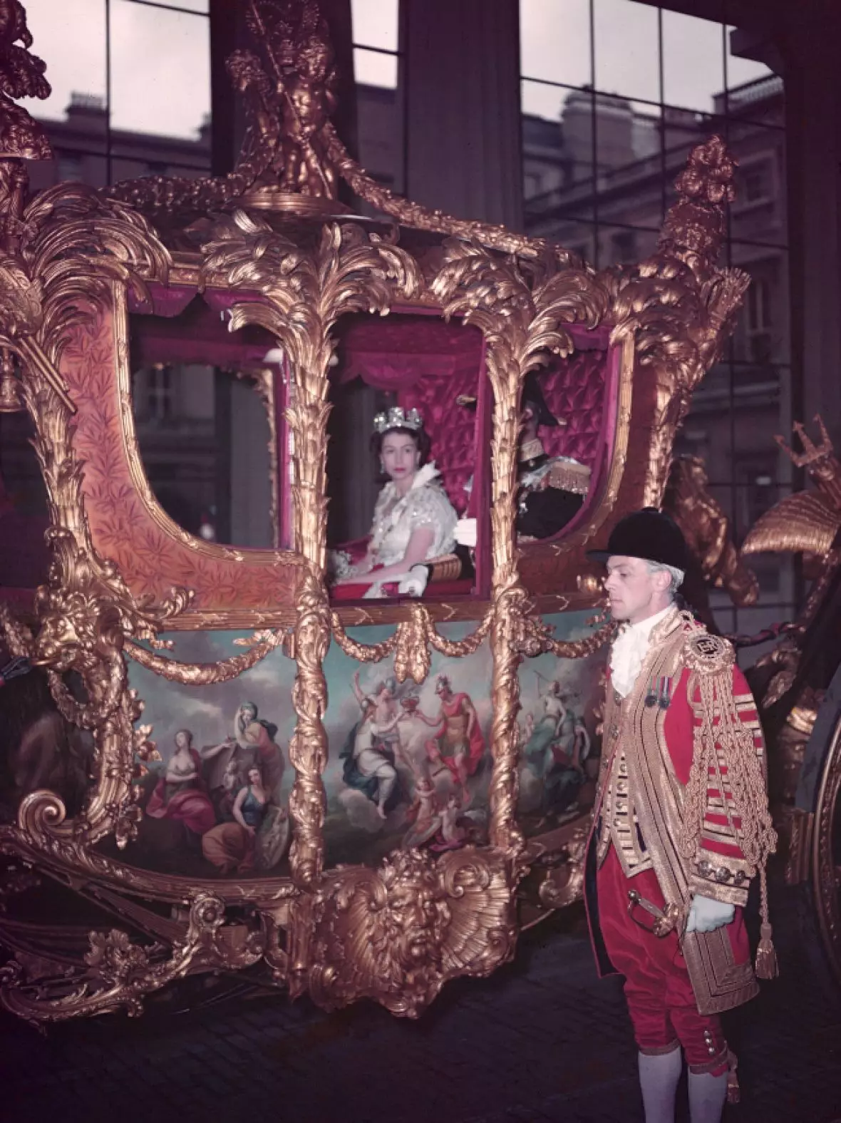 queen elizabeth coronation coach getty images