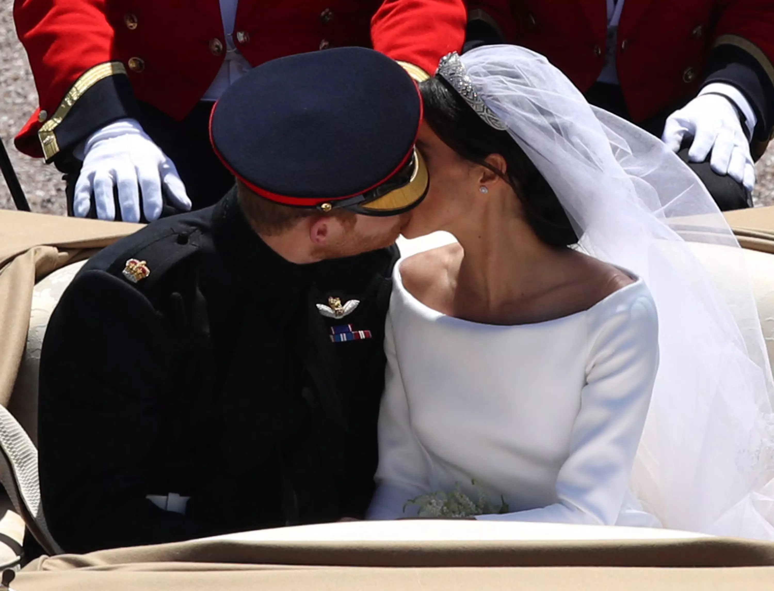 принц гарри меган маркл поездка в карете getty images