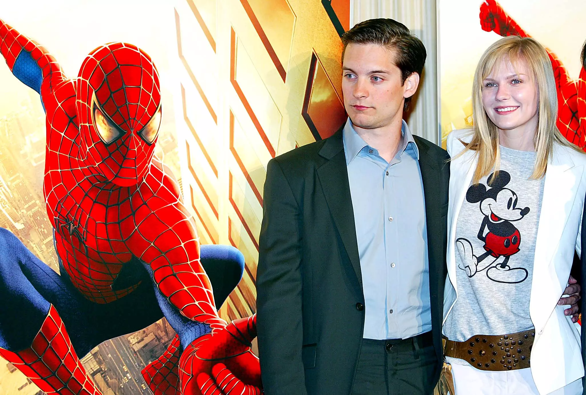 pry cop-tobey-maguire-kirsten-dunst