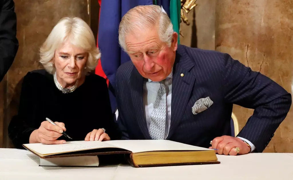 ព្រះអង្គម្ចាស់ Charles Camilla