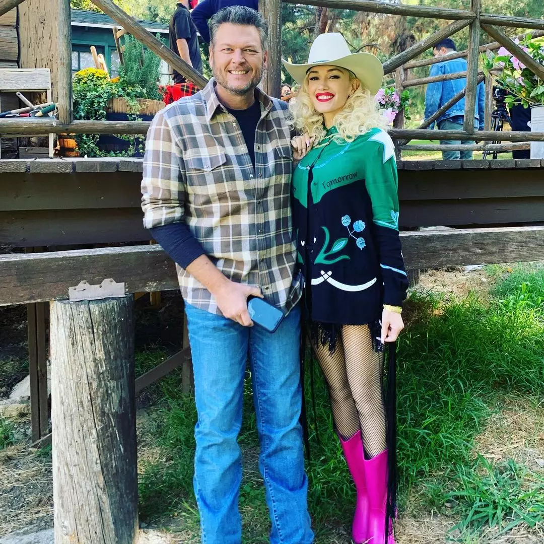 https://www.closerweekly.com/posts/gwen-stefani-kids-meet-and-to-to-the-singers-3-sons/