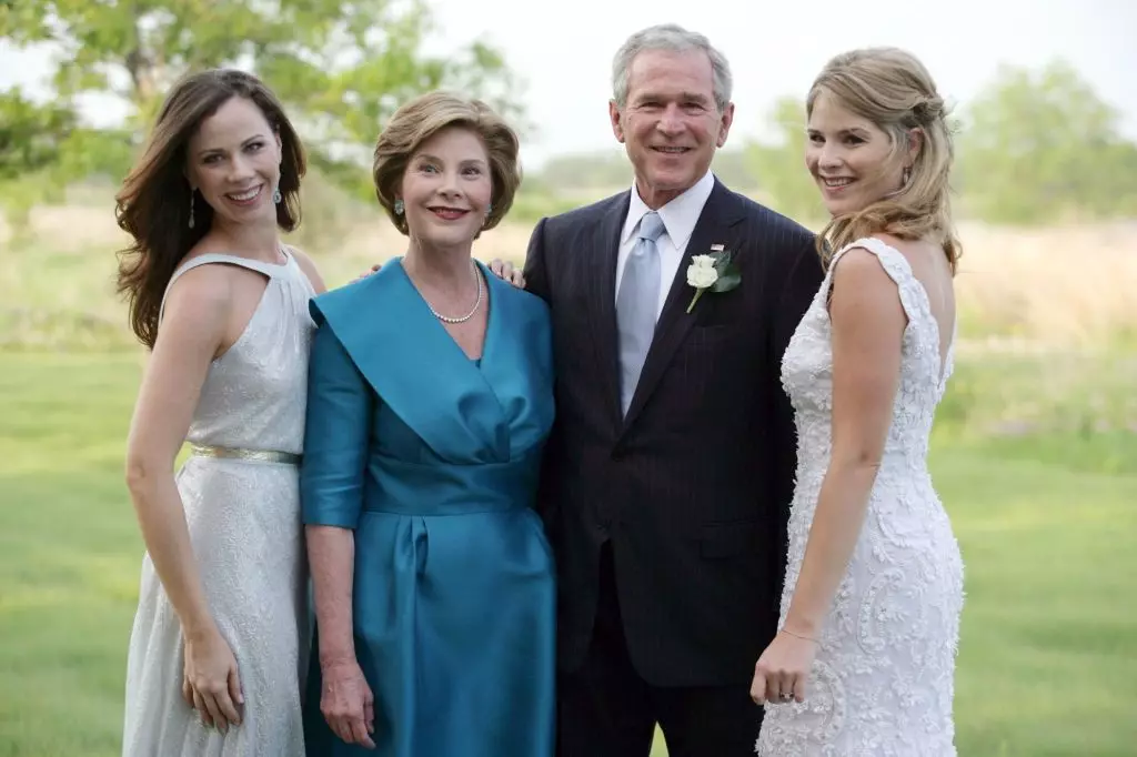 Kinasal sina Jenna Bush (anak ni Pangulong George W. Bush) at Henry Hager sa Prairie Chapel Ranch malapit sa Crawford, Texas, America - 10 Mayo 2008