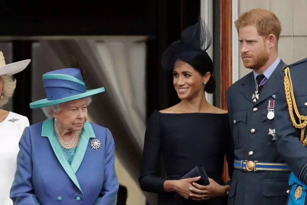 malkia-elizabeth-prince-harry-megxi