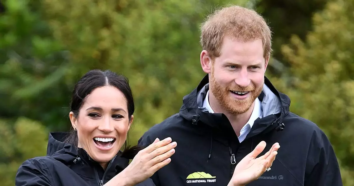 Meghan Markle og Harry prins fara með Archie í „fjölskylduferðir“