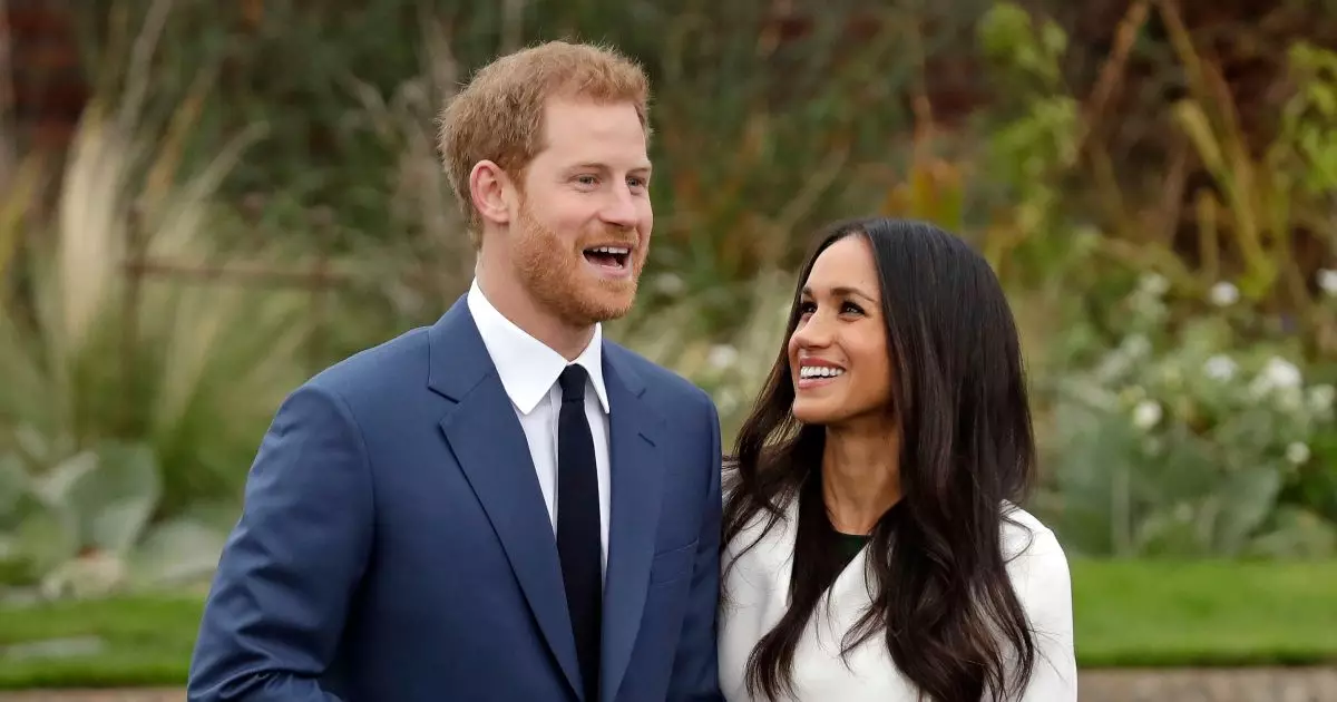 Meghan Markle tau ceeb toom los ntawm cov phooj ywg txog kev sib ntsib Prince Harry