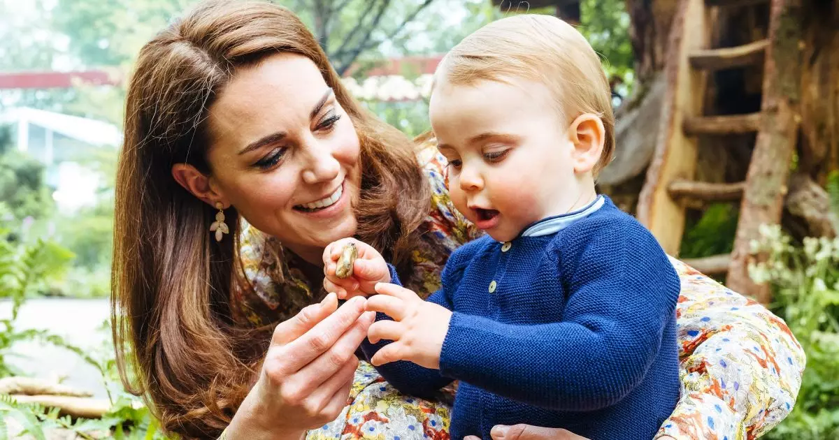 Zarokên Kate Middleton: Ew Ji Zarokên Xwe Zarokatiyek Xweş Dixwaze