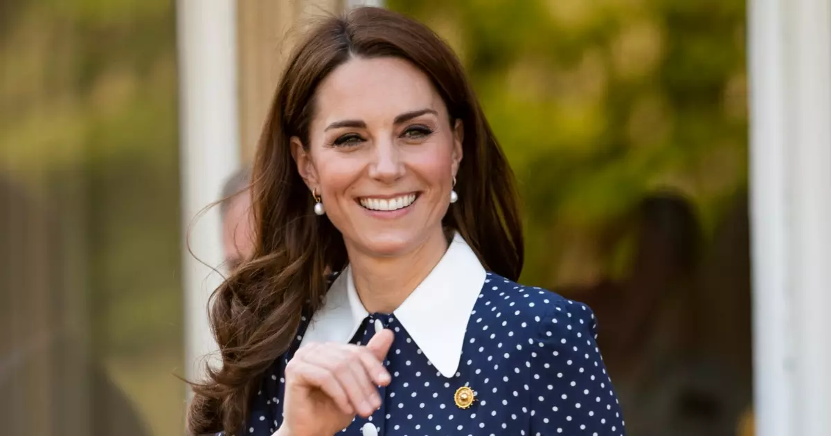 Kate Middleton visita o centro da Segunda Guerra Mundial en Bletchley Park: fotos