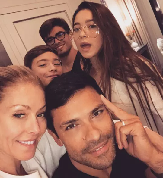 kelly-ripa-familjen