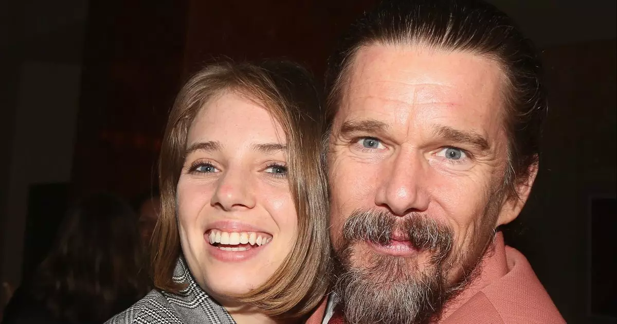 Ethan Hawke đã giúp Maya Nab ngày xửa ngày xưa trong vai diễn Hollywood