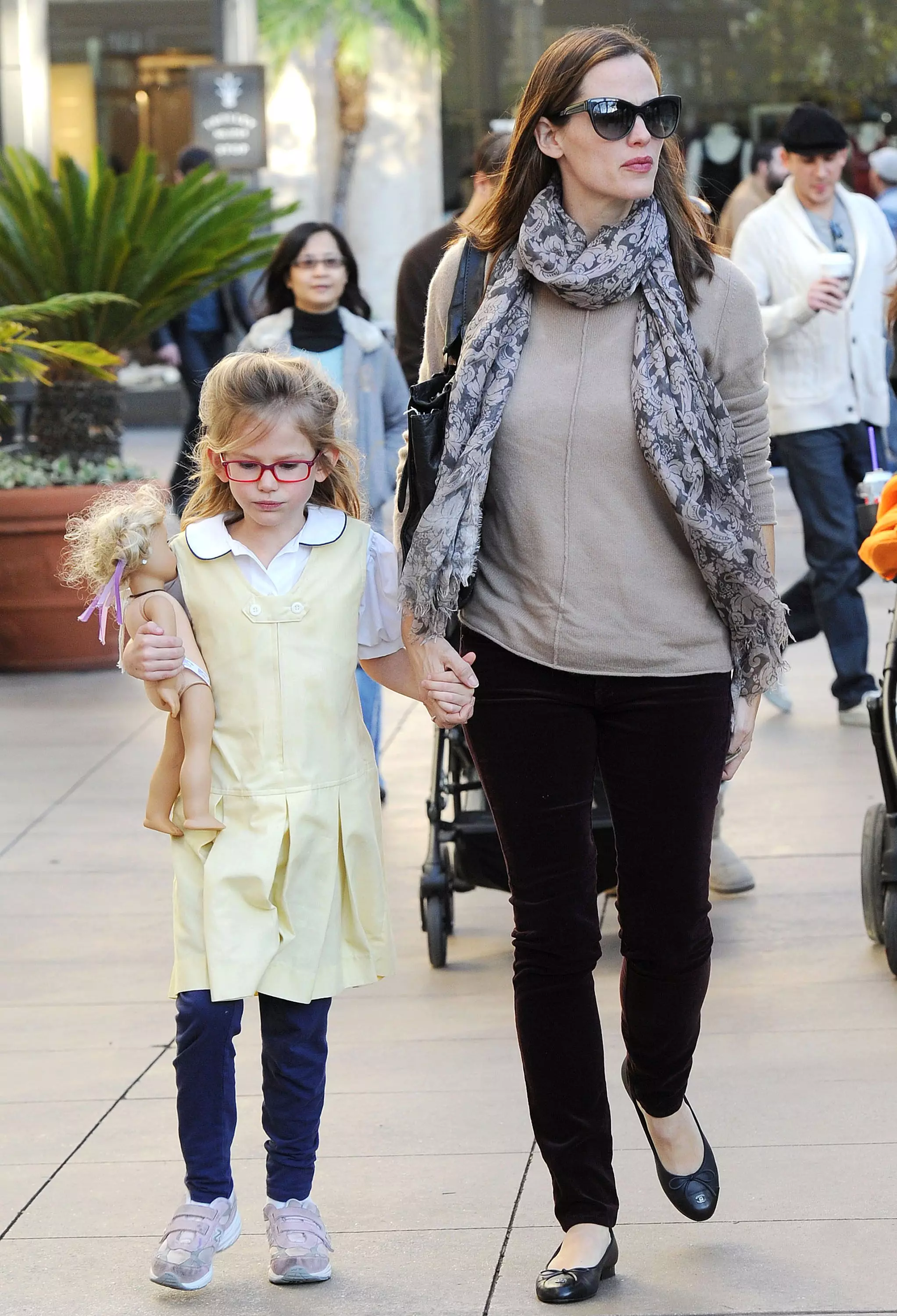 Jennifer Garner na sprehodu, Los Angeles, Amerika - 2. september 2015