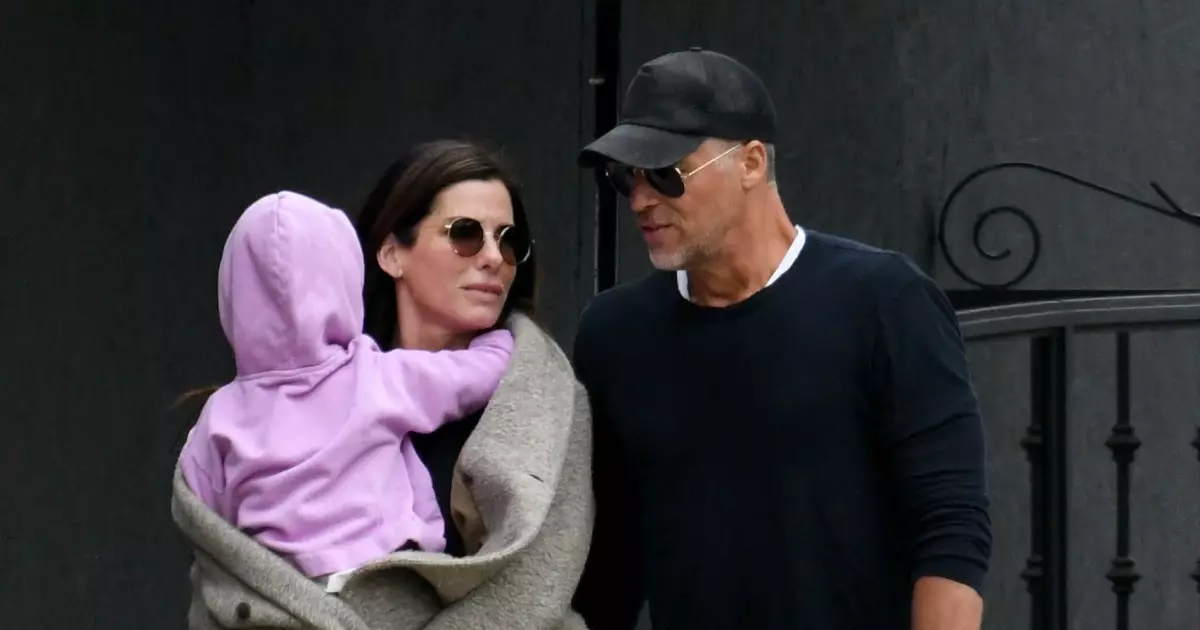 Ma Sandra Bullock bi Bryan Randall re zewicî ye? Hevjîn 'Bicih bûne'