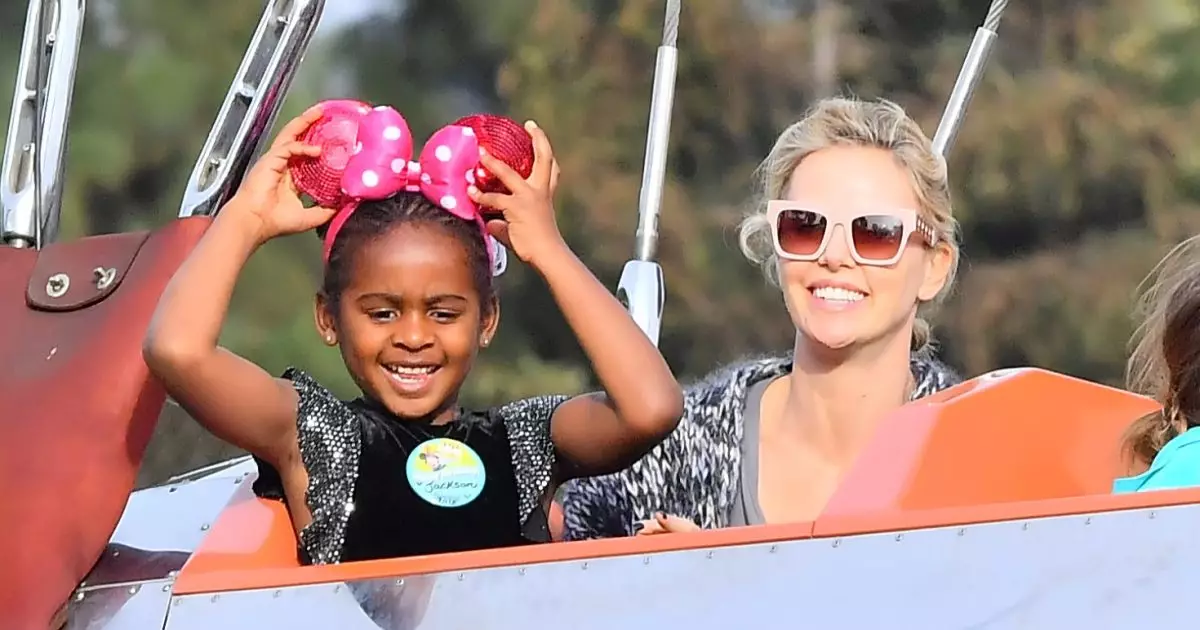 Charlize Theron Kids: Incontra i 2 bambini del vincitore dell'Oscar