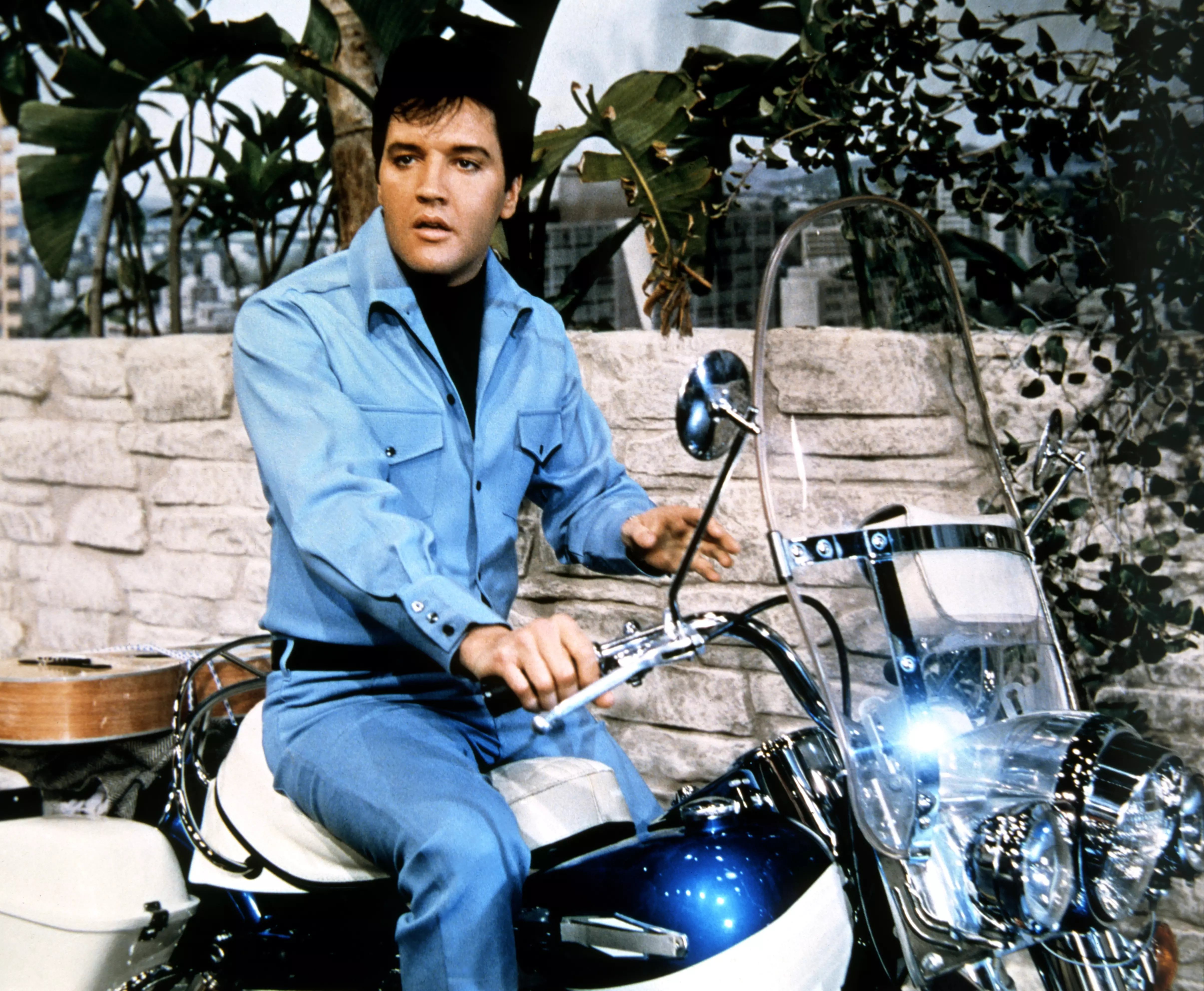 Elvis Presley di Clambake