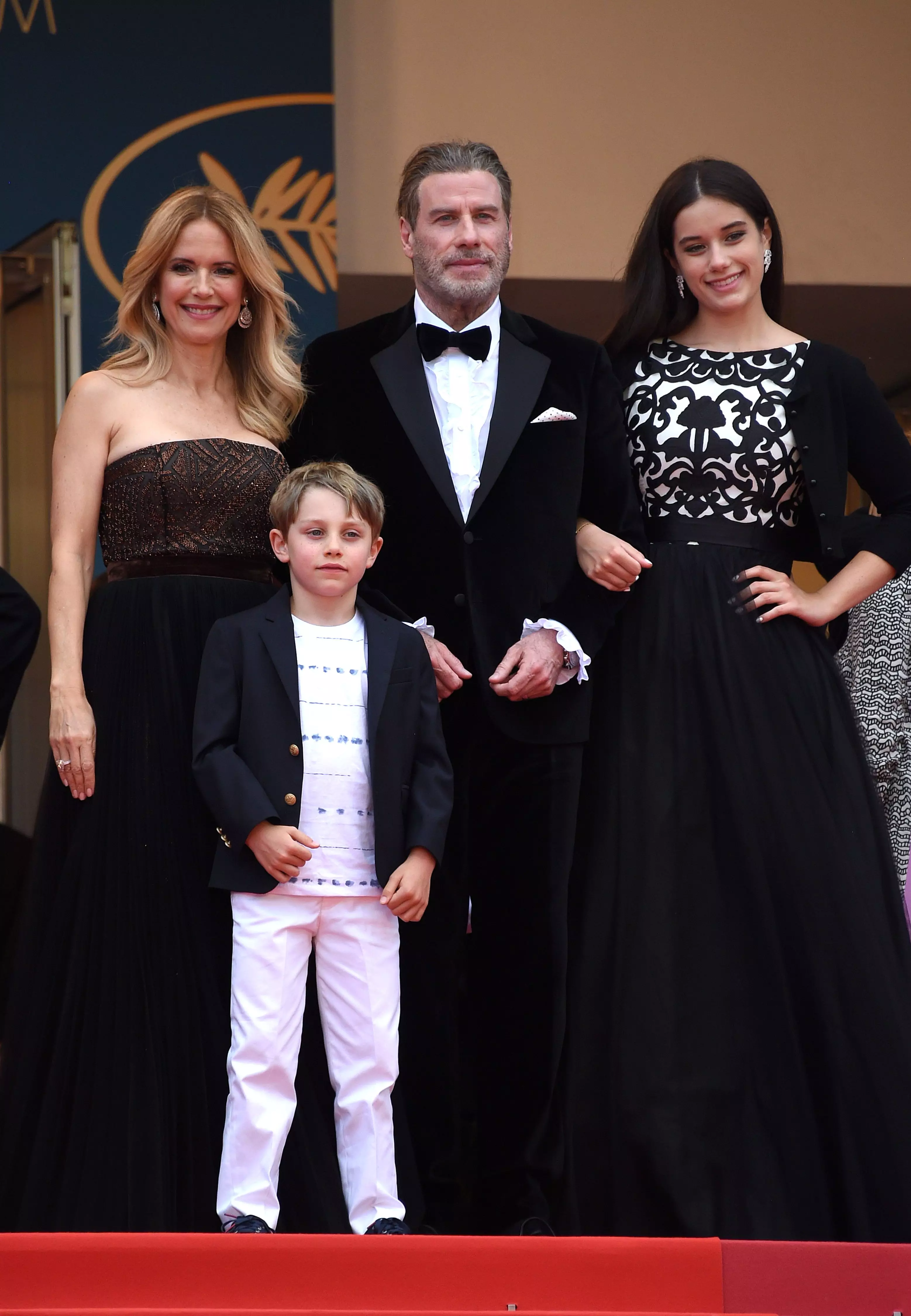 john-travolta-and-kelly-prestons-cutest-photos-with-the-3-kids