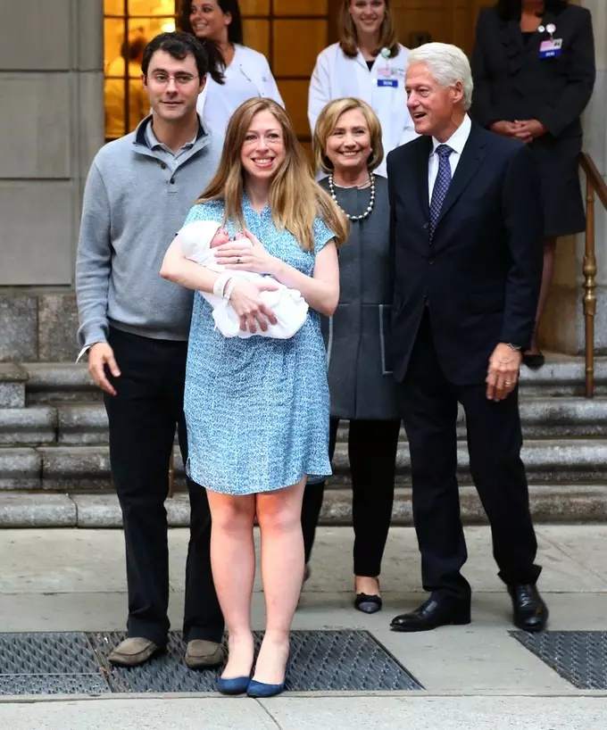 chelsea clinton vauva