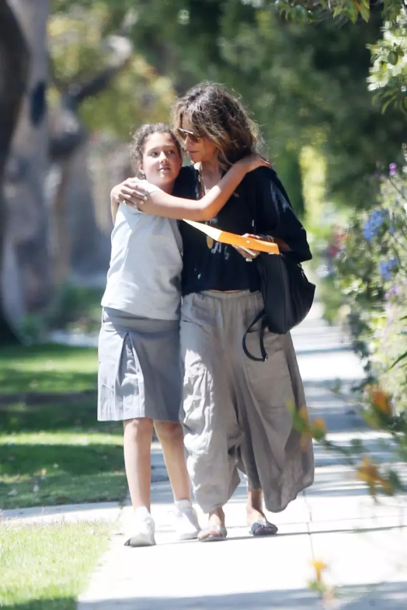 Halle-berry-daughter-nahla-outing-spending-time-after-school