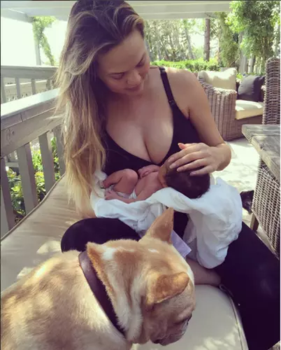 chrissy-teigen-ilmaha-1