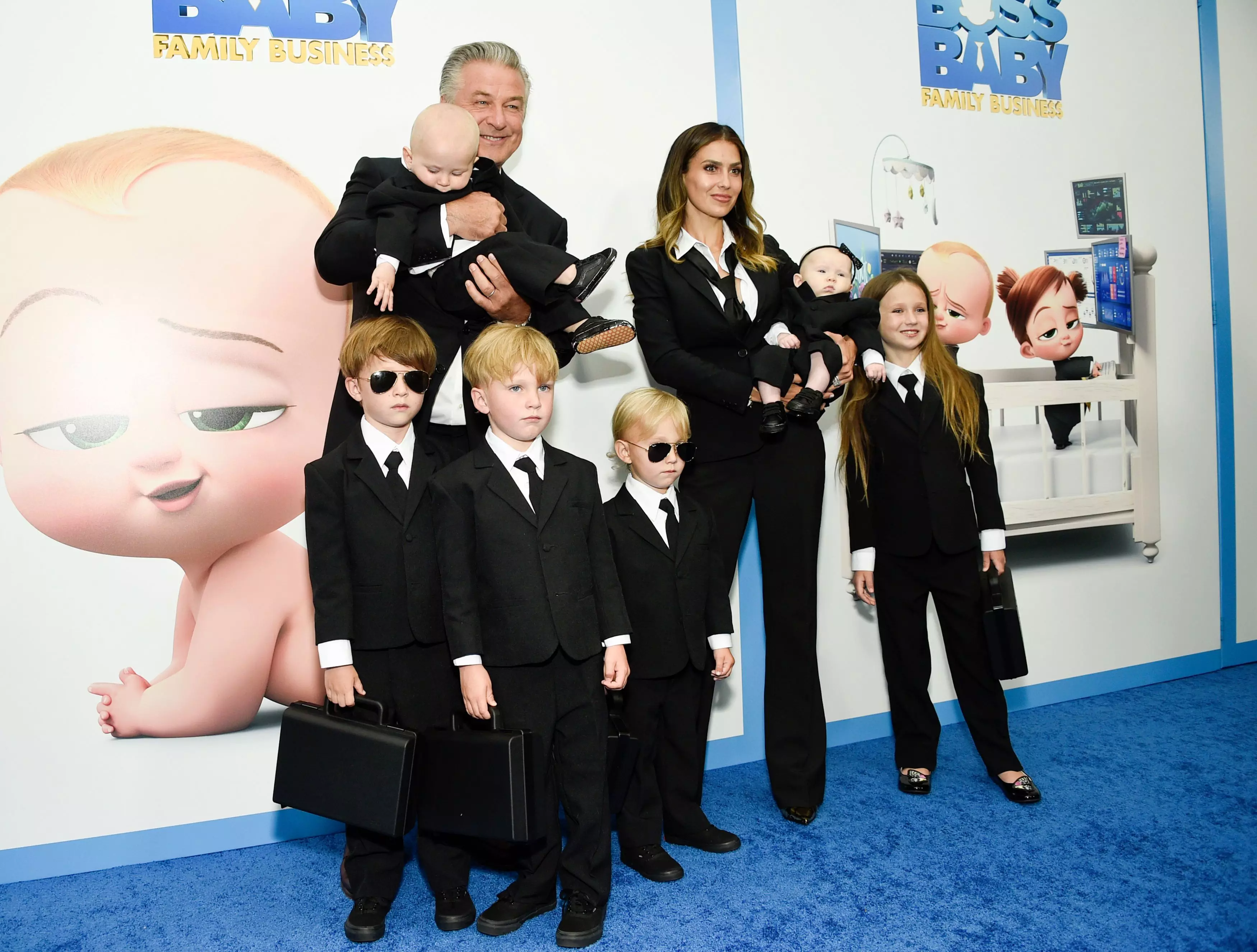 matching-alec-and-hilaria-baldwin-attend-the-boss-baby-premiere-with-it-6-ბავშვებთან ერთად