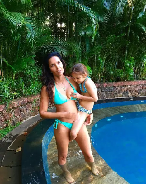 padma-lakshmi-daughter-dec-2015