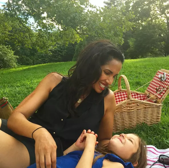 padma-lakshmi-daughter-aug-2016-2