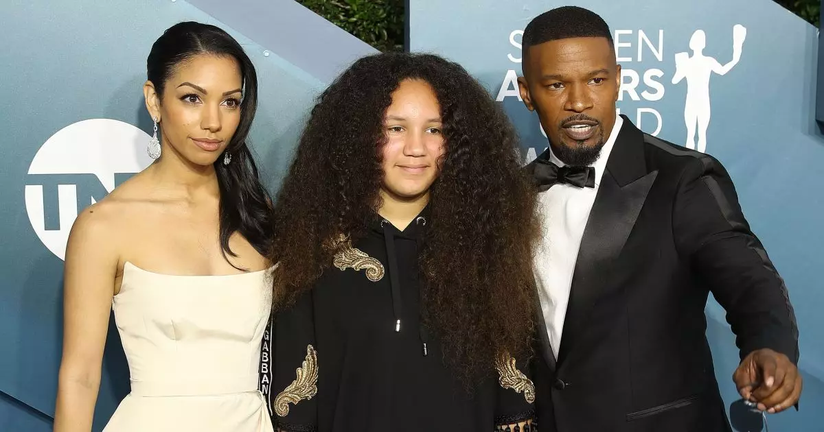 Corinne Foxx dalijasi miela pagarba tėčiui Jamie Foxx socialiniame tinkle „Instagram“.