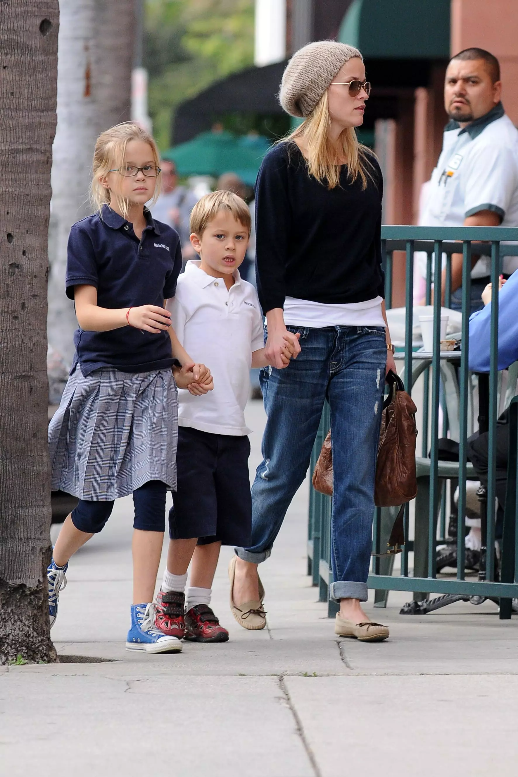 reese-witherspoon-kids-san-10
