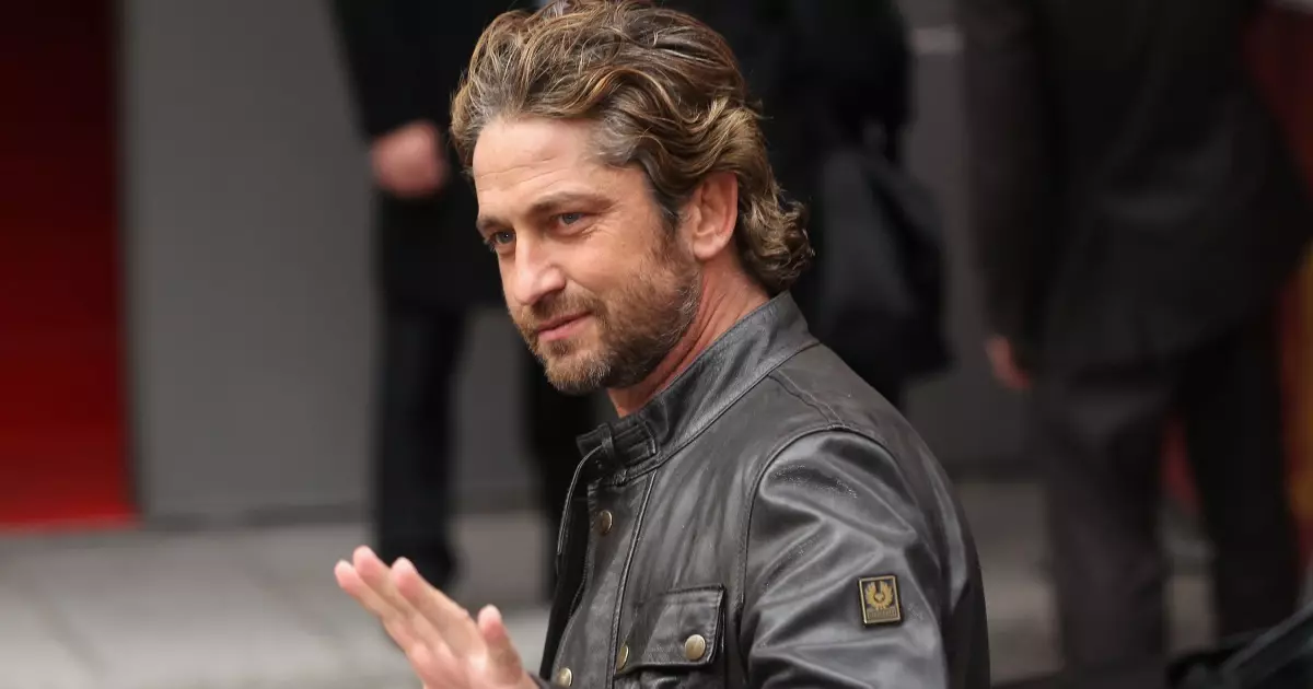 Gerard Butler ayaa la sheegay in la dhigay cisbitaalka kadib shil mooto