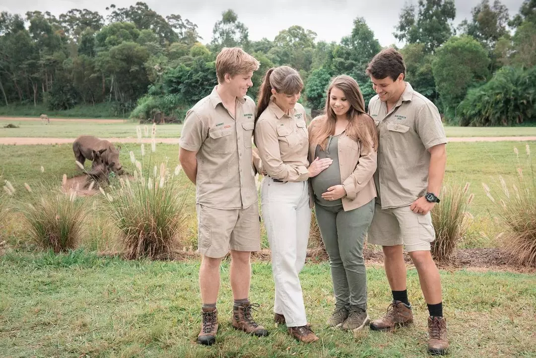 bindi-irwins-baby-bump-foton-på-den-blivande-gravida-mamma