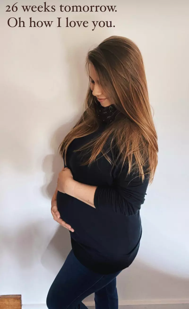 bindi-irwins-baby-bump-foto's-fan-de-pregnant-mem-to-be