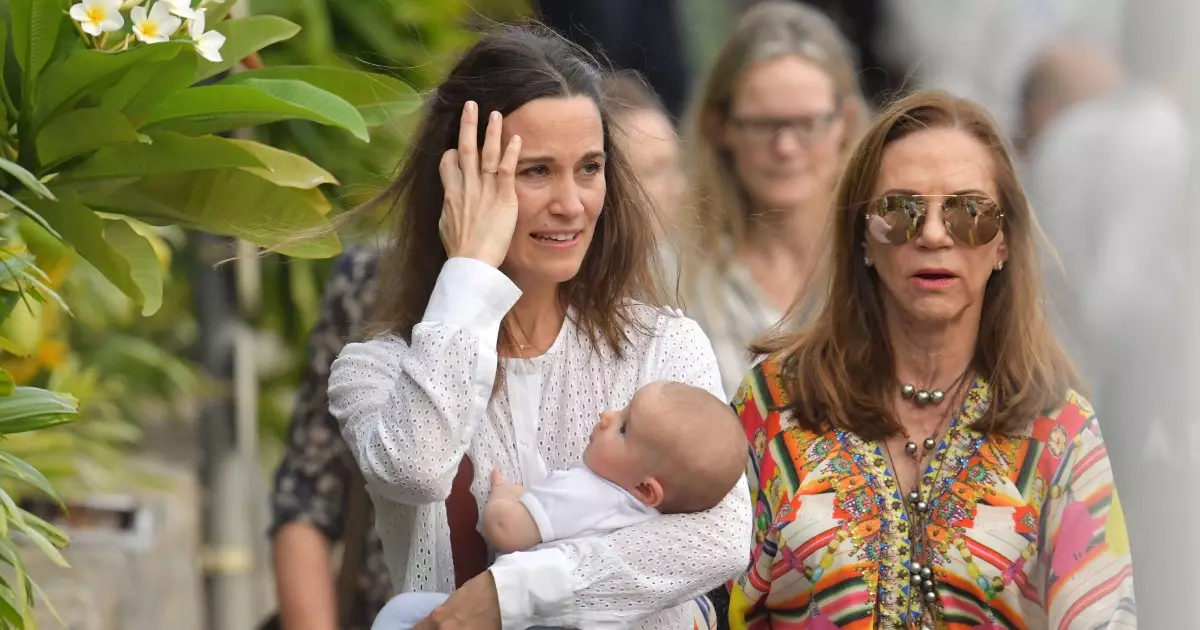 Nwa Pippa Middleton Arthur na-egwu mmiri ugbua!