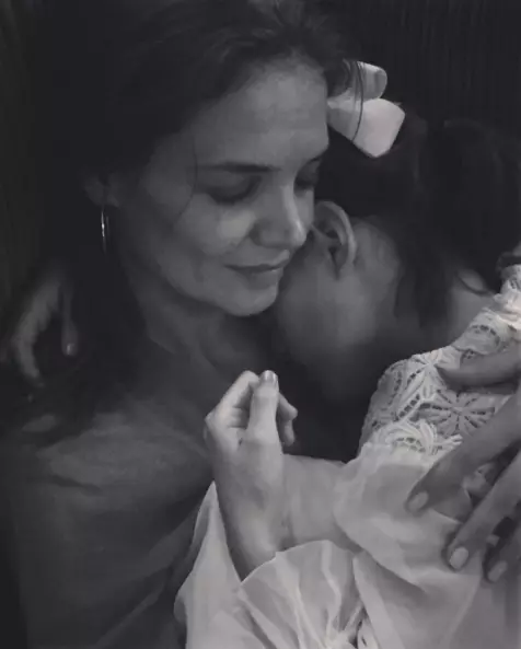 katie-holmes-suri-kryssning