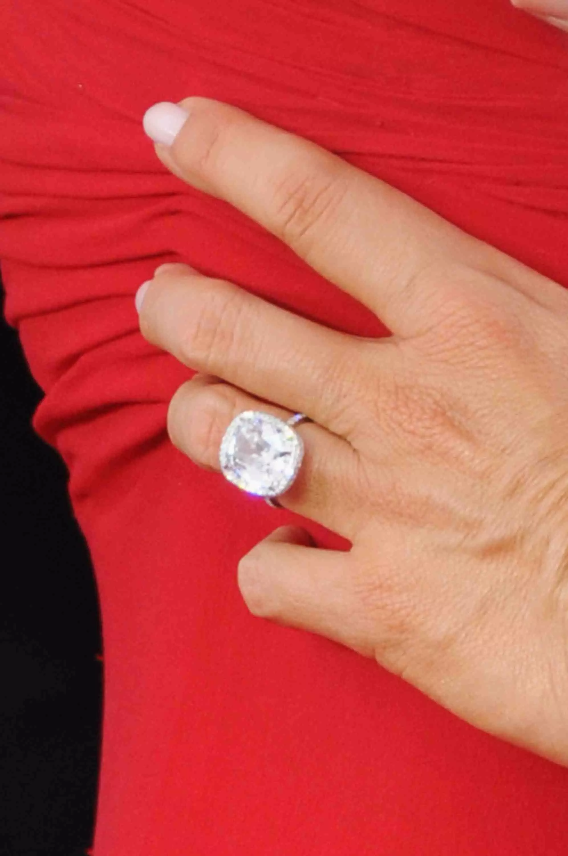 engagement ring sofia vergara