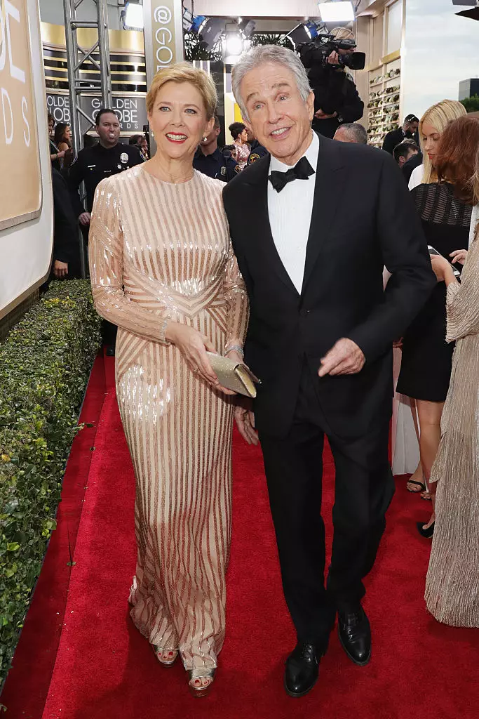 annette-bening-warren-beatty-golden-globes-2017