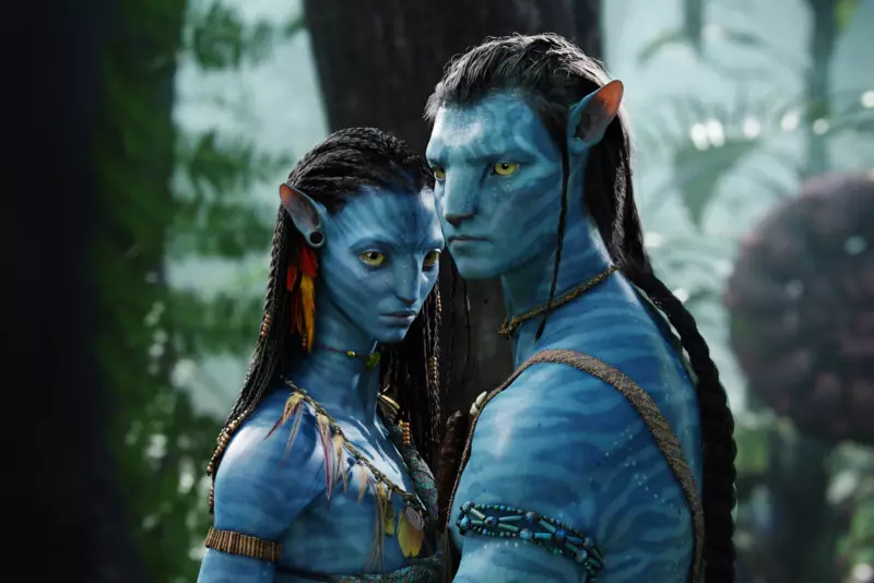 zoe-Saldana-avatar-sam-worthington