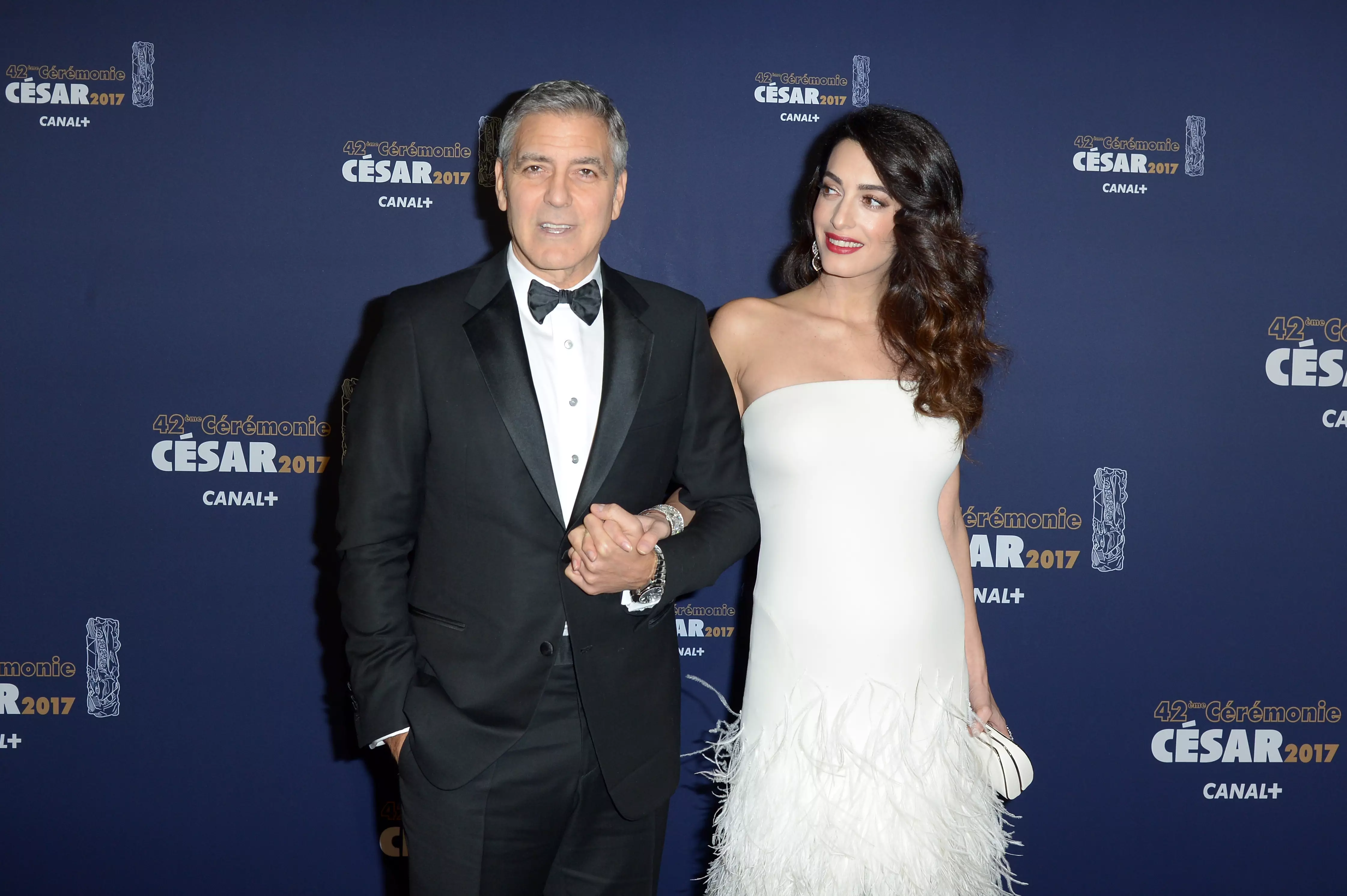 amal-clooney-baby-bump-4